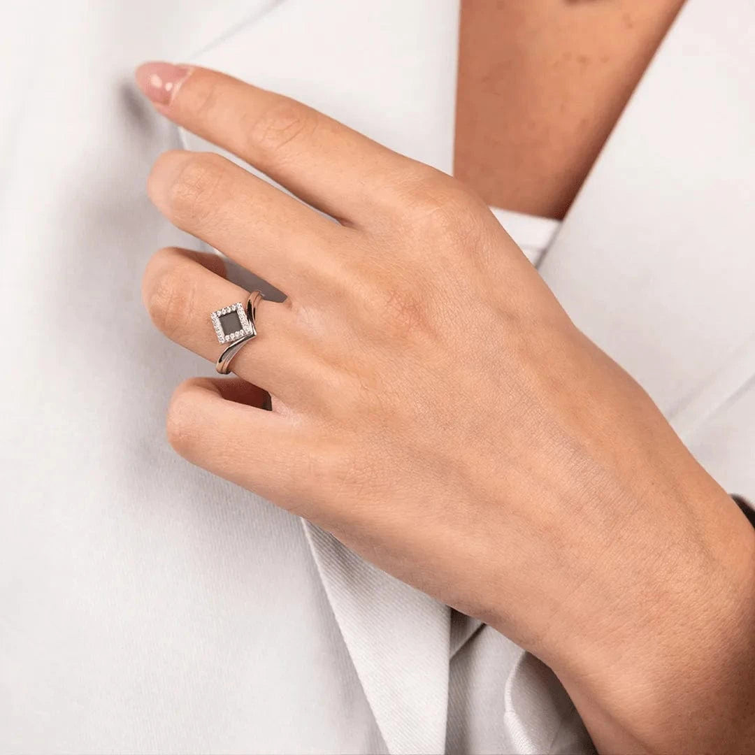 The Princess Ring - זהב ויהלומים – TANAOR – Nano Jewelry